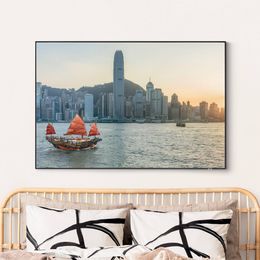 Bilderwelten Wechselbild Dschunke im Victoria Harbour