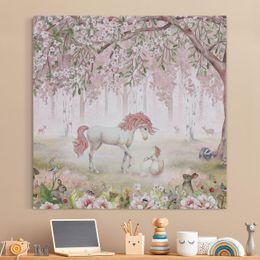 Akustikbild Magischer Wald mit rosa B&auml;umen
