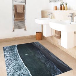 Vinylteppich - Luftbild - Der Herausforderer - Motiv blau Strand Vinylmatte Landschaft K&uuml;che Badezimmer Flur