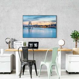Bilderwelten Wechselbild Berlin Skyline mit Molecule Man