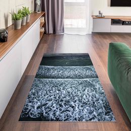 Vinylteppich - Luftbild - Der Herausforderer - Motiv blau Strand Vinylmatte Landschaft K&uuml;che Badezimmer Flur