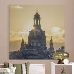 Akustikbild Dresden Frauenkirche bei Sonnenuntergang im Winter