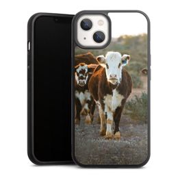 DeinDesign iPhone 13 Handy Gallery Case Handyh&uuml;lle 9H Geh&auml;rtetes Glas R&uuml;ckseite H&uuml;lle Cow Farmer Calf Gallery Case