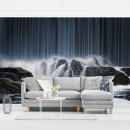 Bilderwelten Fototapete Natur Motiv Wandtapete blau - Wasserfall in Finnland - Landschaft Wohnzimmer Schlafzimmer