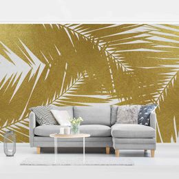 Bilderwelten Fototapete Natur Tropisch Wandtapete gold - Blick durch goldene Palmenbl&auml;tter - Pflanzen Wohnzimmer Schlafzimmer