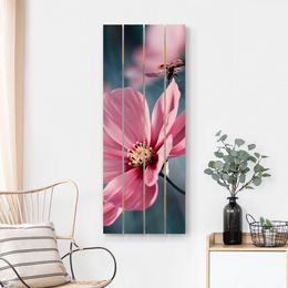 Bilderwelten Holzbild Blumen rosa Motiv nat&uuml;rlicher Effekt - Marienk&auml;fer beim Start - Deko Wohnzimmer Schlafzimmer