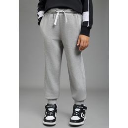Kangaroos Jungen Sweathose "Joggingshose mit Kangaroos Logo-Stickerei", grau, Gr. 128, meliert, unifarben, angeraute Sweatware, Obermaterial: 90%