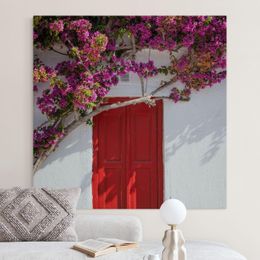 Bilderwelten Akustikbild Rote T&uuml;r mit Bougainvillea auf Mykonos