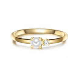 Glanzst&uuml;cke M&uuml;nchen Glanzst&uuml;cke M&uuml;nchen Ring female size 58 yellow gold / Pearl white