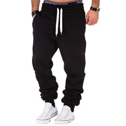 REPUBLIX Sporthose STUART in Schwarz/Wei&szlig; | Gr.: XL