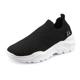 Lascana Damen Sneaker "Slip-On-Sneaker", Gr. 39, schwarz-wei&szlig;, Obermaterial: 100% Textilmaterial. Decksohle: 100% Textilmaterial. Futter: 100%
