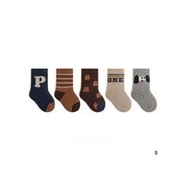 MUNADUNA 5er-Pack Kindersocken mit Buchstaben-Hund-Motiv in Braun-Kaffee | Gr.: 17-18