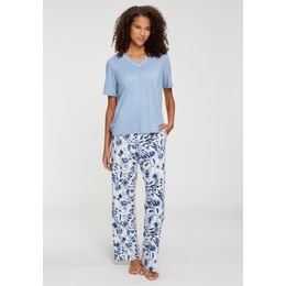 Lascana Damen Pyjama, Gr. 44, blau, Single Jersey, Obermaterial: 50% Baumwolle, 45% Viskose, 5% Elasthan, gebl&uuml;mt, unifarben, Homewear-Sets, mit