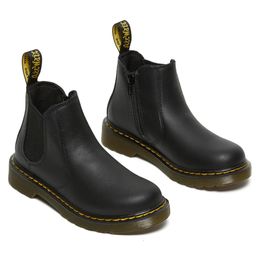 Dr. Martens M&auml;dchen Chelseaboots "Kinder 2976 Softy T Leder Chelsea Boots", Gr. 35, schwarz, Leder, Schuhe, Kinderstiefel, Freizeitschuh mit