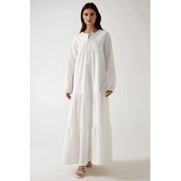 Strukturiertes Maxikleid mit Rundhalsausschnitt