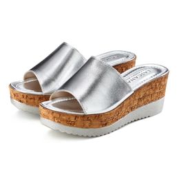Lascana Damen Lascana Pantolette &raquo;Sommerschuh, offener Schuh, Mule, Sandalette,&laquo; aus Leder mit Keilabsatz silber 41