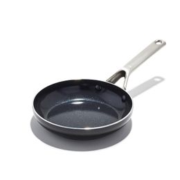 OXO Good Grips Bratpfanne &raquo;Antihaft Agility Pfanne&laquo; Aluminium 1 tlg. Kochen im Alltag leicht gemacht schwarz &Oslash; 20cm + H&ouml;he 6,9cm