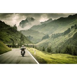 papermoon Fototapete &raquo;Motorrad in Landschaft&laquo; bunt Vlies B/L: 1,5m x 1,11m, Bahnen: 7 Stk.