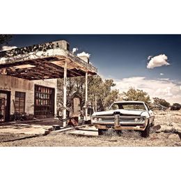 papermoon Fototapete &raquo;Verlassene Tankstelle&laquo; bunt Vlies B/L: 3m x 2,23m, Bahnen: 6 Stk.