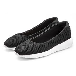 Lascana M&auml;dchen Lascana Ballerina &raquo;Freizeitschuh, Slipper, Halbschuh, Slip-On-Sneaker,&laquo; zum Reinschl&uuml;pfen, leichte Mesh-Optik VEGAN schwarz 38