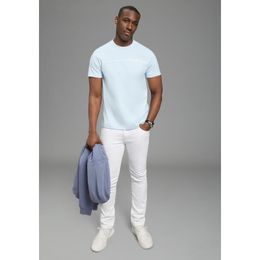 Delmao Herren DELMAO T-Shirt Kurzarm, mit coolem Print, Rundhalsausschnitt, aus 100% Baumwolle blau M (48/50)