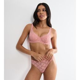 Triumph Balconette-BH &raquo;Amourette&laquo; Stretch-Spitze, weich, feminin, breite Tr&auml;ger 95, Cup B Balconette-BH
