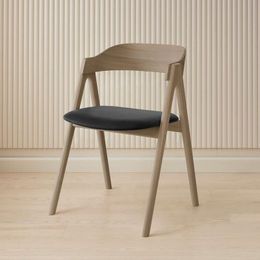 Stuhl &raquo;Mette by Hammel&laquo; () 1 Stk.Massivholz, gepolsterte Sitzfl&auml;che, versch. Farbvarianten Leder, Massivholz B/H/T: 52cm x 75cm x 54cm, 1 Stk., 
