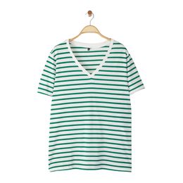 Trendyol Curve T-Shirt Damen Gr&ouml;&szlig;e 4XL dunkelgr&uuml;n / wei&szlig;