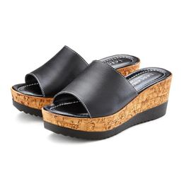 Lascana Damen Lascana Pantolette &raquo;Sommerschuh, offener Schuh, Mule, Sandalette,&laquo; aus Leder mit Keilabsatz schwarz 41