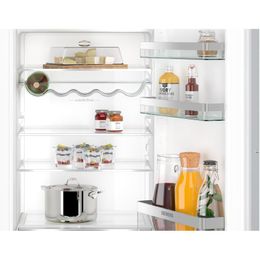 Siemens Einbauk&uuml;hlschrank iQ500 &raquo;KI42LADD1&laquo; 122,1 cm hoch 55,8 cm breit HyperFresh: die extragro&szlig;e Schublade f&uuml;r Obst und Gem&uuml;se silber safetyGlas-