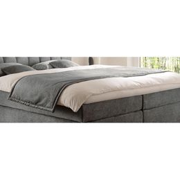 Hapo Tagesdecke &raquo;NEYLA, mit beidseitigem Stoff, in diversen Farben & Gr&ouml;&szlig;en erh&auml;ltlich&laquo; beidseitig Stoff mit Vlie&szlig;watte versteppt grau Polyester B/L: 