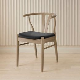 Stuhl &raquo;Freja, Massivholz Stuhl mit gepolstertem Sitz &ndash; komfortabel & robust&laquo; () Massivholz, gepolsterte Sitzfl&auml;che, versch. Farbvarianten braun Leder,