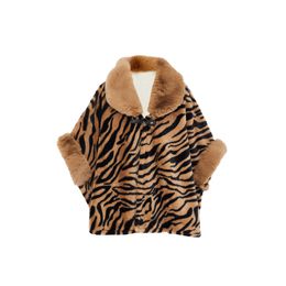 Fraully Cape Damen Gr&ouml;&szlig;e M braun / karamell