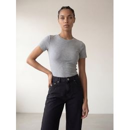 ARMIE Shirt 'The Petra Slim-Fit T-shirt - LGM' female size XS Light grey
