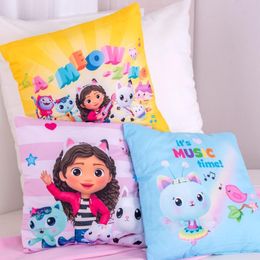 Dekokissen &raquo;Gabbys Dollhouse&laquo; hochfarbig bedruckt bunt Polyester B/L: 40cm x 40cm, 3 Stk.