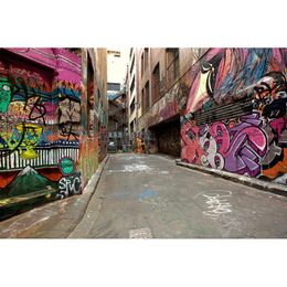 papermoon Fototapete &raquo;Graffiti-Gasse&laquo; bunt Vlies B/L: 3m x 2,23m, Bahnen: 6 Stk.