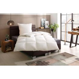 OTTO home Daunenbettdecke + 3-Kammer-Kopfkissen &raquo;Lasse, Bettdecke 135x200 cm, 155x220 cm, Made in Green&laquo; 2-tlg., Set mit Kissen 40X80 cm, 80x80 cm, 