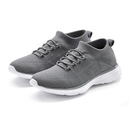 Lascana Damen Lascana Sneaker &raquo;Slipper, Halbschuh, Turnschuhe, Slip-On-Sneaker, bequem,&laquo; zum Reinschl&uuml;pfen mit elastischen Schn&uuml;rb&auml;ndern ultraleicht 