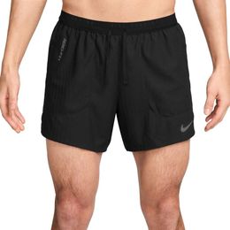 Nike Stride Aero-Fit 5-Inch Shorts Bekleidung Herren schwarz