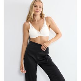 Triumph B&uuml;gel-BH &raquo;Body Make-Up Illusion Lace&laquo; mit Stretch-Spitze und Lifting-Effekt wei&szlig; 70, Cup B B&uuml;gel-BH