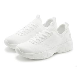 active by Lascana Lascana Active Damen LASCANA ACTIVE Sneaker &raquo;Turnschuhe,&laquo; ultraleicht und bequem zum Reinschl&uuml;pfen mit Zierschn&uuml;rung VEGAN wei&szlig; 42