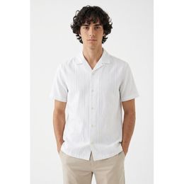 Jack & Jones Jack & Jones Herren Kurzarmhemd &raquo;JPRBLARIVER LINEN BL. DOBBY SS SHIRT SN&laquo; mit Resort Kragen wei&szlig; M, N-Gr