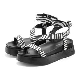 French Connection Damen Sandale &raquo;Sommerschuh, Plateausandale, Plateausandalette,&laquo; Sommerschuh, Sandalette, offener Schuh, Pantolette schwarz 41