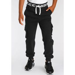 Chiemsee Jungen Sweathose &raquo;Jogginghose mit gro&szlig;em Logo im Bund&laquo; schwarz 164/170, N-Gr