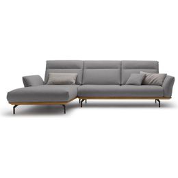 Creation BY ROLF BENZ Ecksofa &raquo;CR.460 Design-Sofa der Extraklasse, verstellbare R&uuml;ckenlehne, L-Form&laquo; Sockel in Nussbaum, Winkelf&uuml;&szlig;e in Umbragrau, 