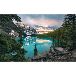 Komar Vliestapete &raquo;Digitaldruck Vlies - Magic Moraine Morning - Gr&ouml;&szlig;e 450 x 280 cm&laquo; bedruckt glatt Wohnzimmer, Schlafzimmer bunt Vlies B/L: 450m x 280m, 
