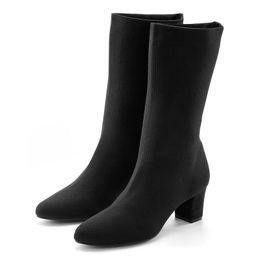 Lascana Damen Lascana Stiefelette &raquo;Sock-Boot, Schlupf-Stiefel, Ankle Boots,&laquo; aus elastischem Material im eleganten Look und Blockabsatz schwarz 43