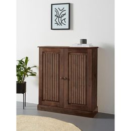 OTTO home Garderobenschrank &raquo;Liotta&laquo; mit 2 verstellbare Einlegeb&ouml;den, aus massivem Kiefernholz braun Massivholz B/H/T: 88cm x 100cm x 34cm, T&uuml;ren: 2 