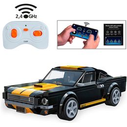Jamara Kinder RC-Auto "CaDA, Bricks Shelby GT350 H schwarz 2,4GHz"schwarz, Kunststoff, B:9,3cm H:6,5cm T:21,2cm, Fernlenkfahrzeuge, Ma&szlig;stab 1:20