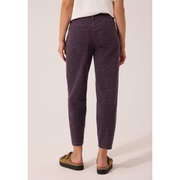 Damen Loose-fit-Jeans, lila, Gr. 31, STREET ONE STUDIO, Jeans, 81% Baumwolle, 17% Polyester, 2% Elasthan, Jeans, 5-Pocket-Style